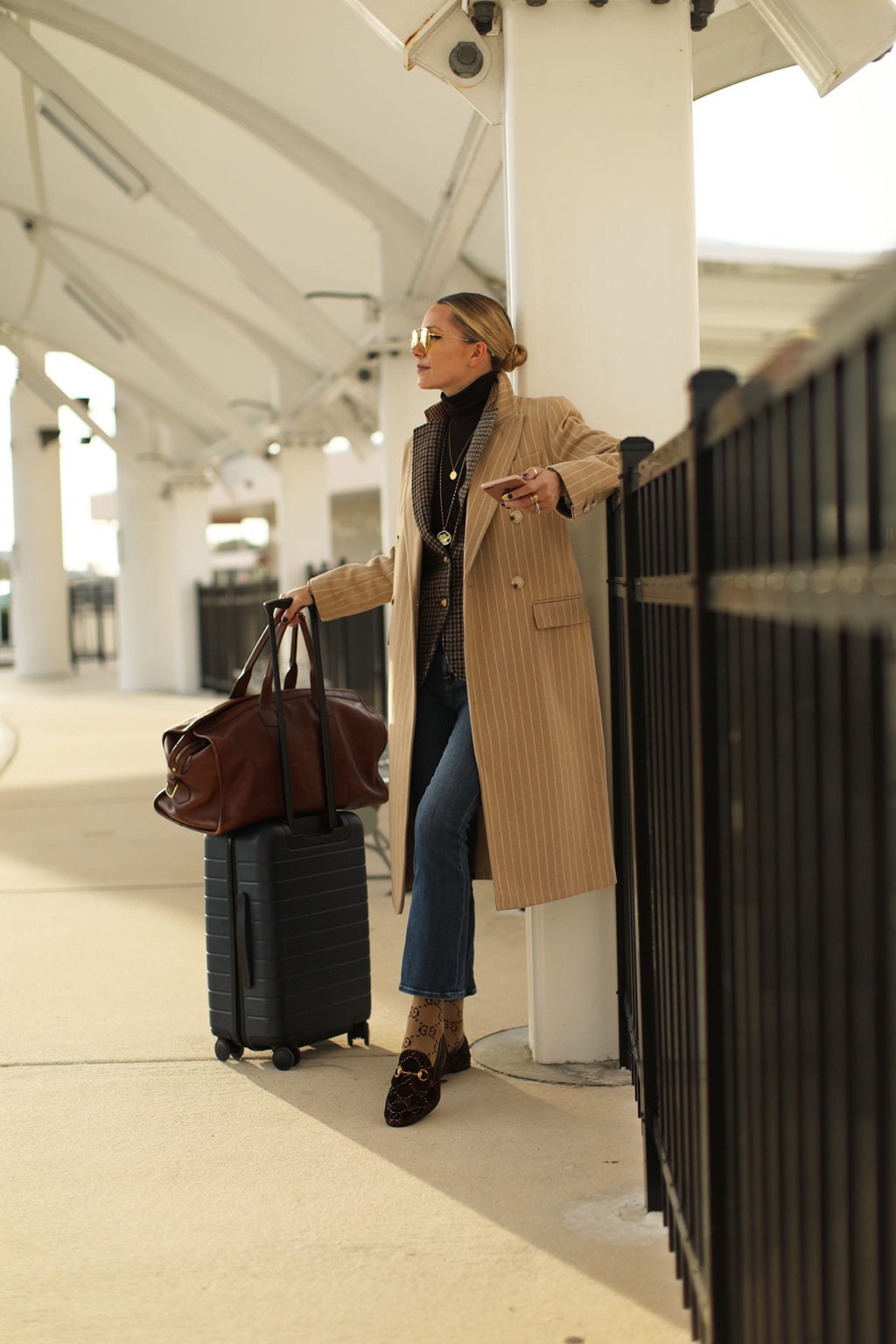 AIRPORT LOOKS // TRAVEL IN STYLE - Atlantic-Pacific